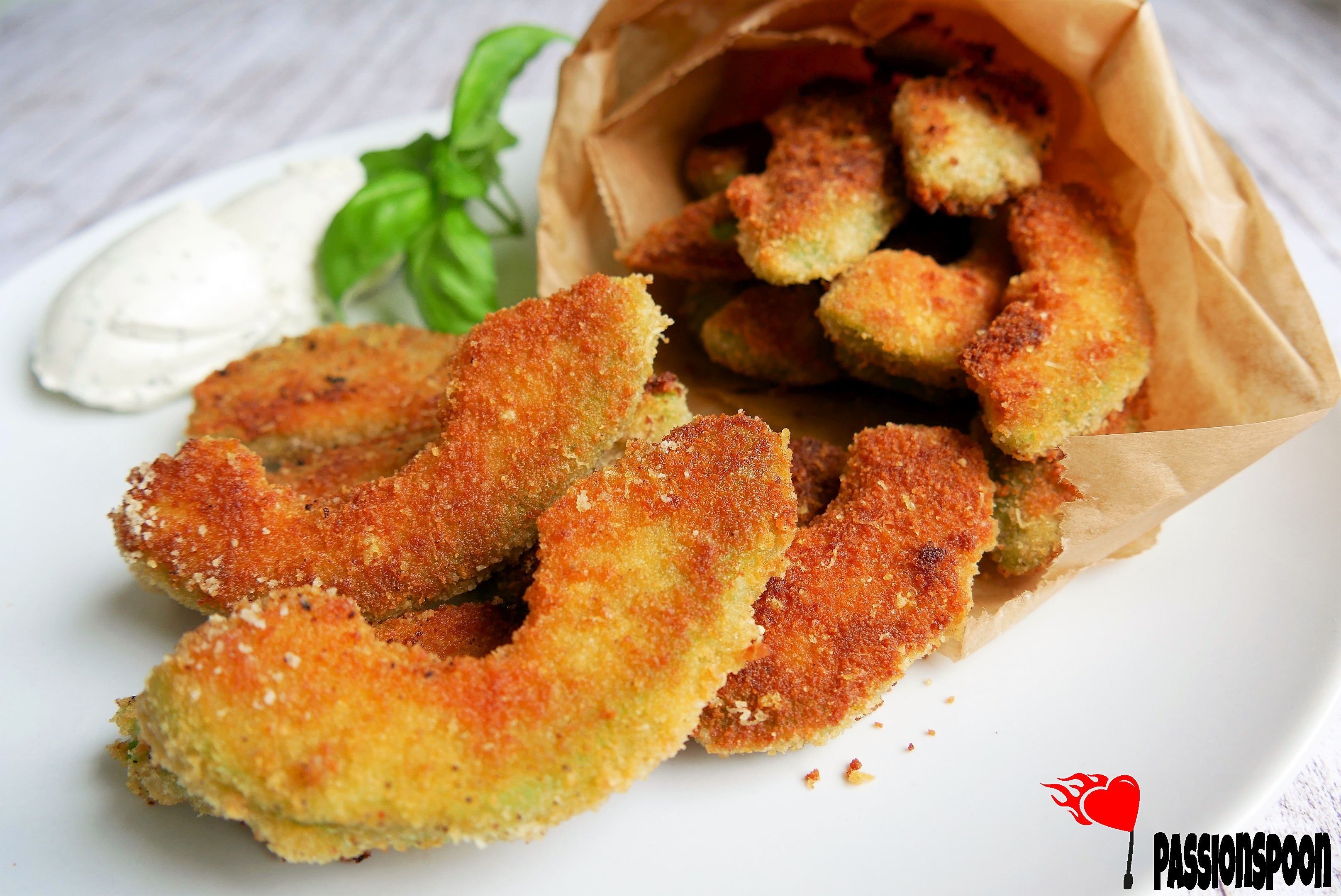 Avocado fries; a perfect snack - PassionSpoon recipes