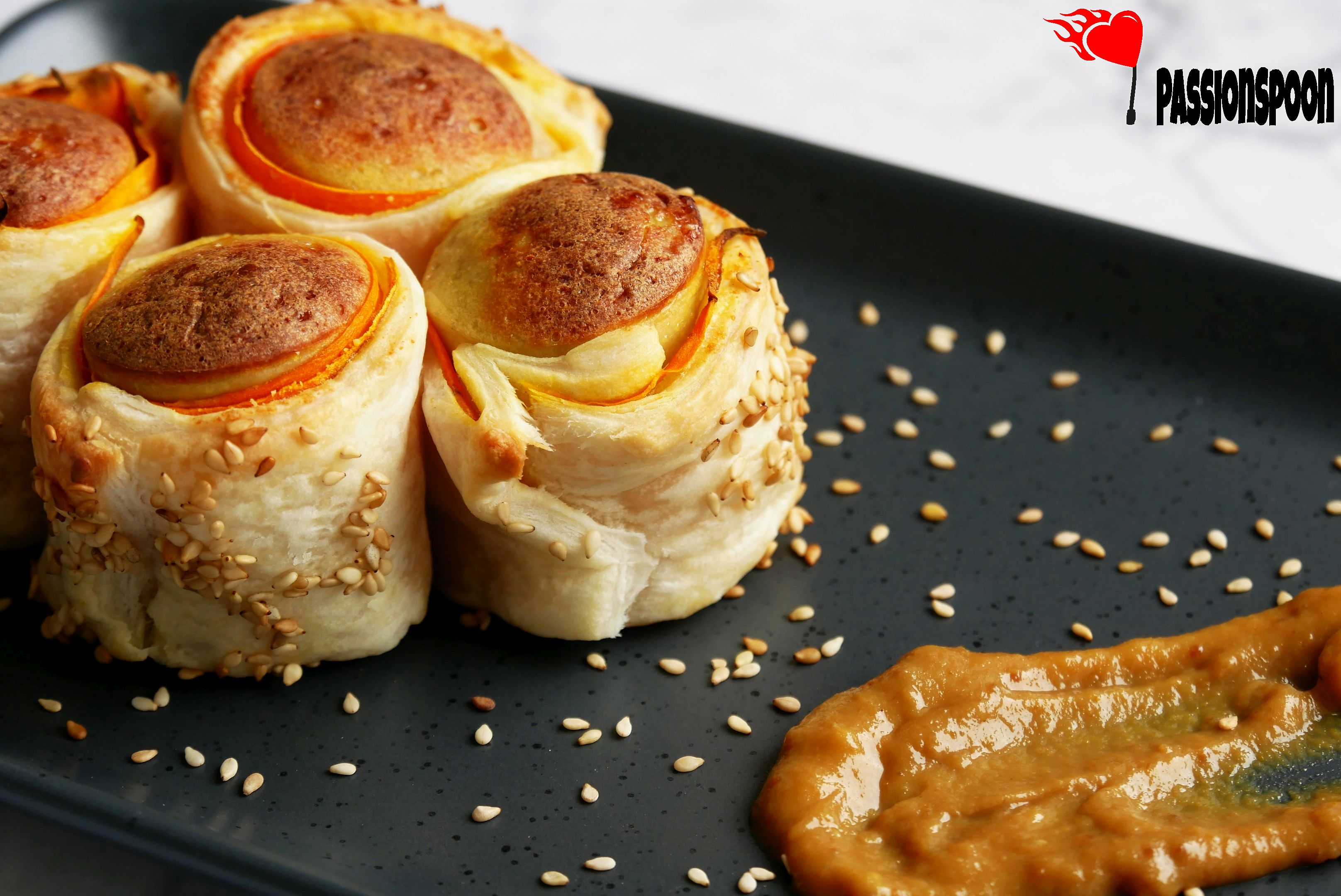 Sausage pastry bites; party snacks - PassionSpoon recipes
