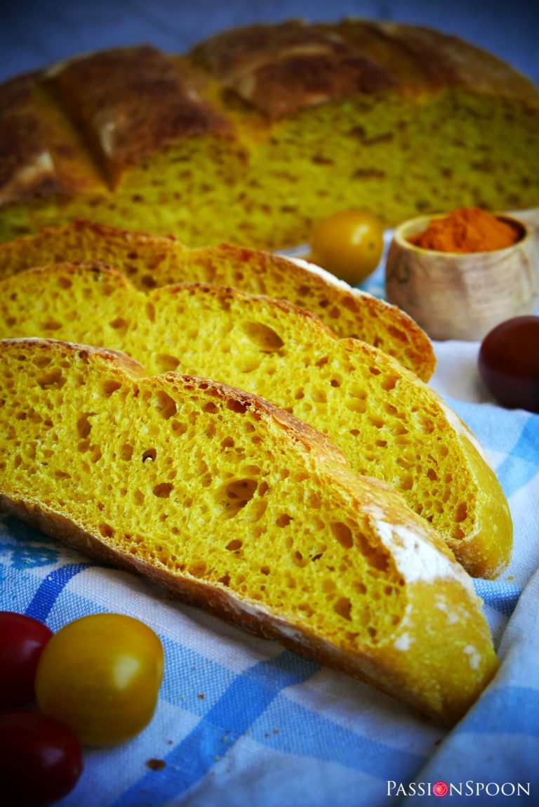 Turmeric sourdough bread - PassionSpoon recipes
